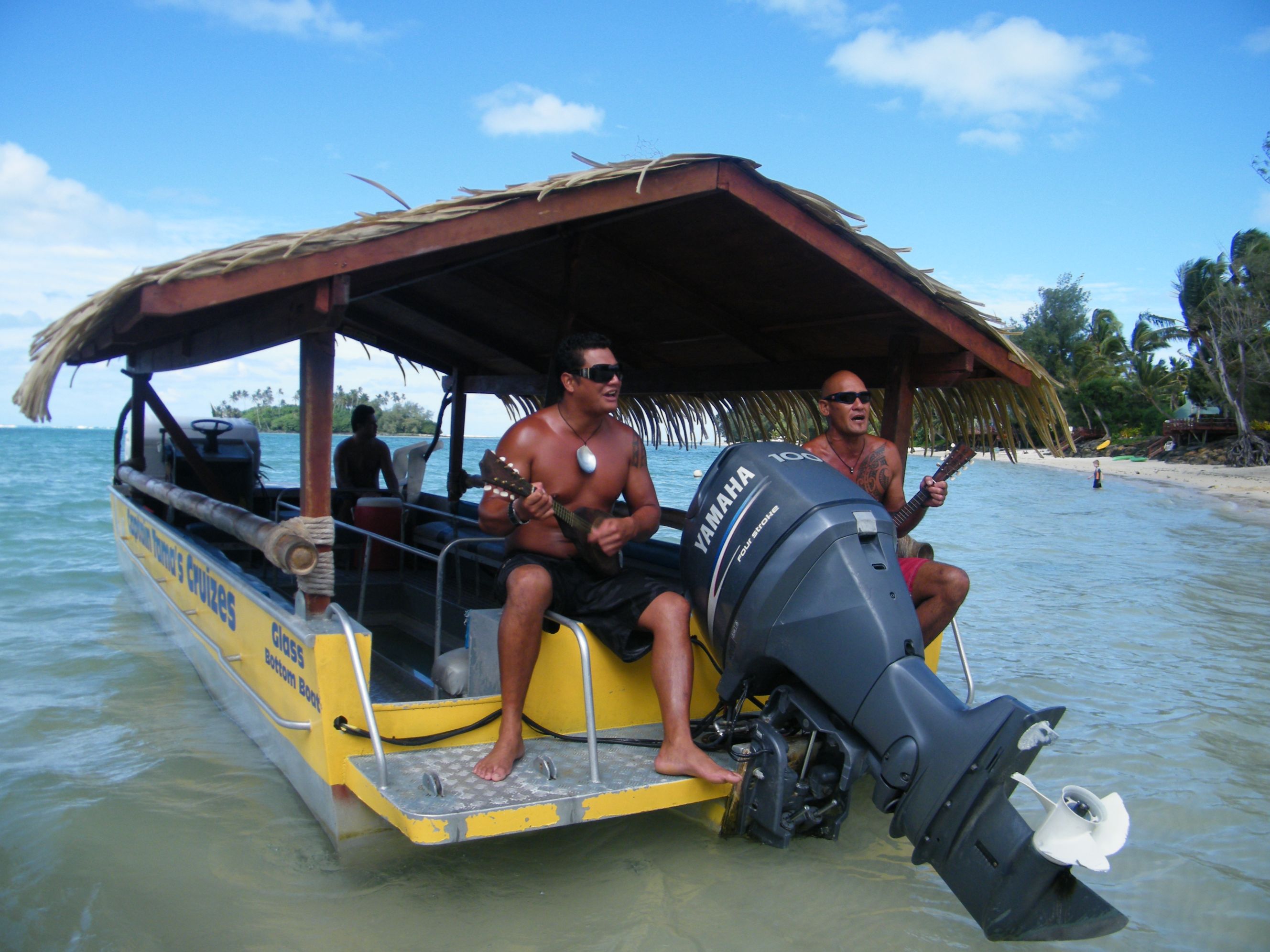 Rarotonga Cruises | Captain Tama's Glass Bottom Boat | Muri Lagoon